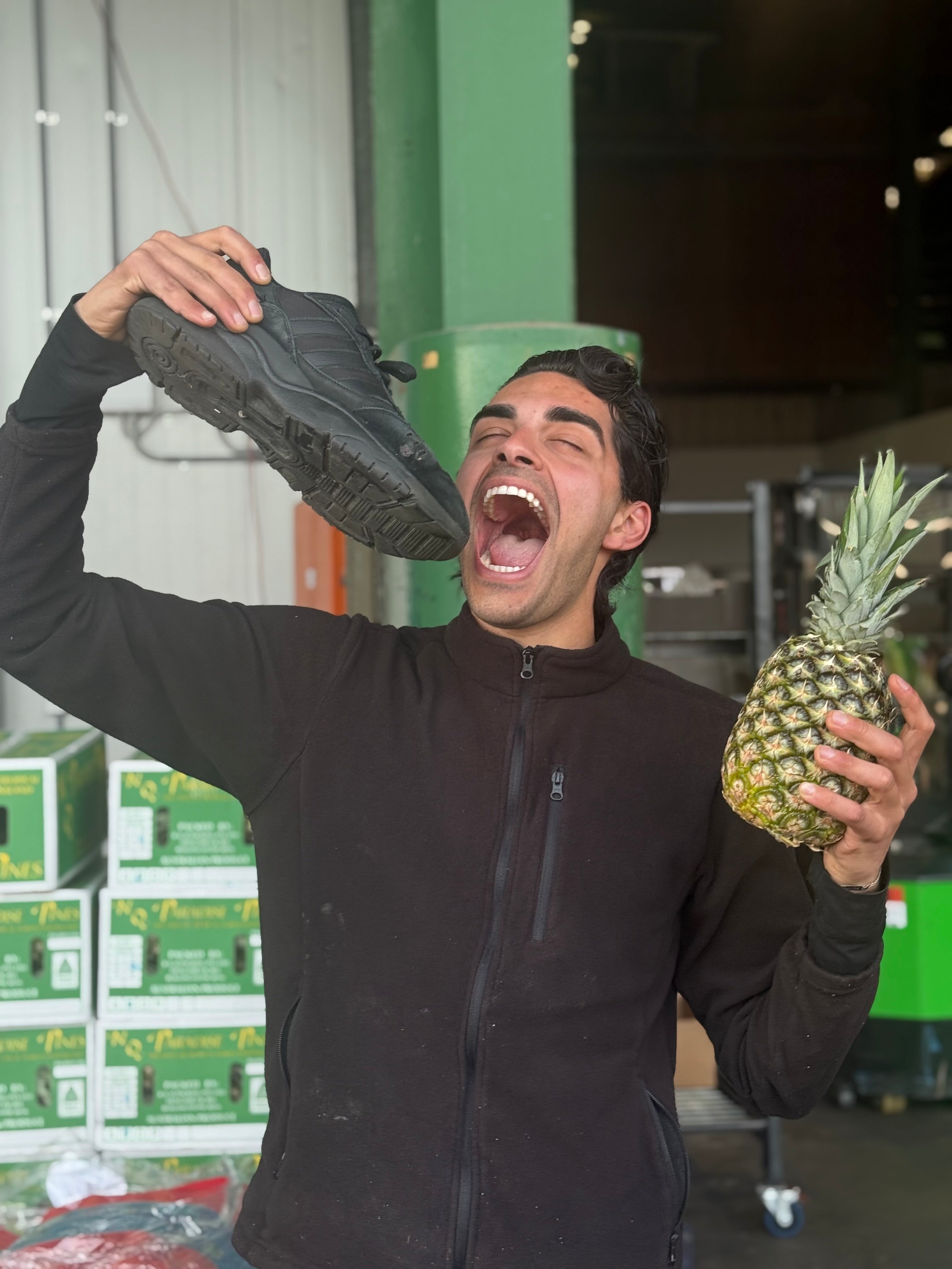 JULIAN EATING A SHOE – DimplesAU